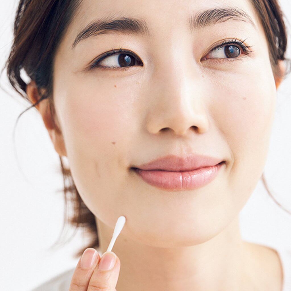 2022夏【凹凸ニキビや赤みを隠すコンシーラー4選】ポイントでカバー＆ケアを両立！ドクターフィル、MiMC… | LEE
