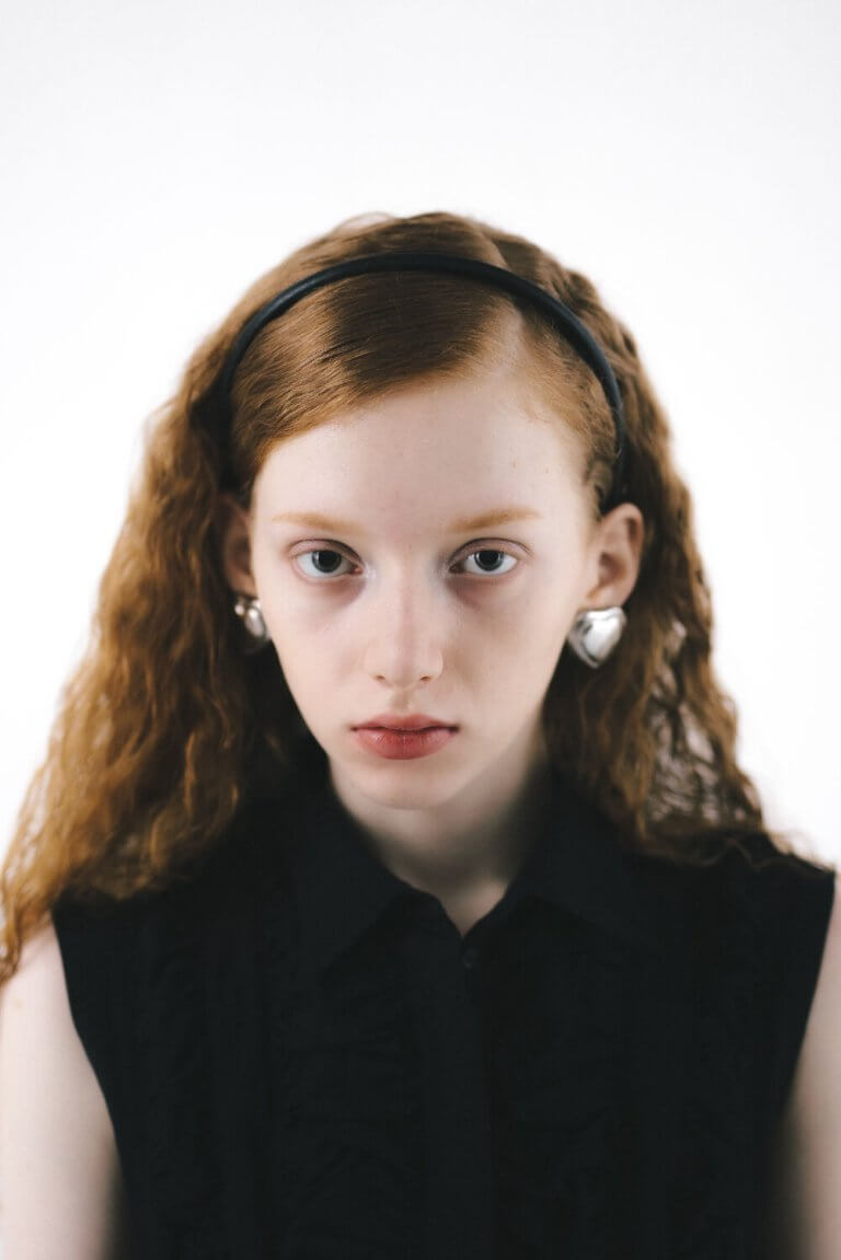 【IRIS47（イリスフォーセブン）】新作イヤリング＆ハットで顔映え！ 女性らしさを引き立てるアイテムに熱視線！ | LEE