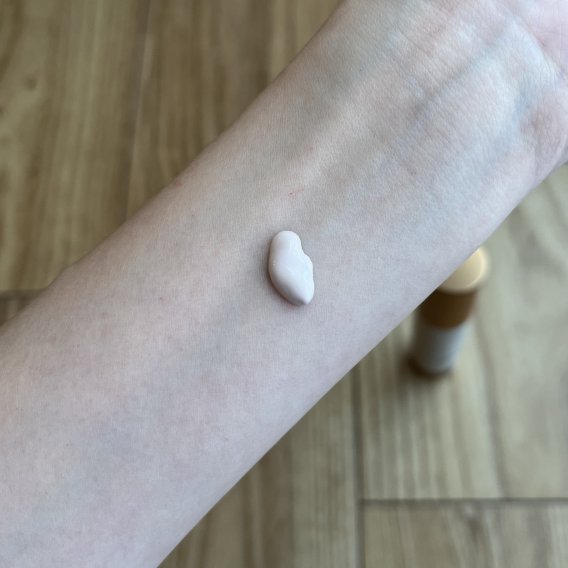 ツヤと潤いを取り戻したい【ETVOS】ミネラルインナートリートメントベース | LEE