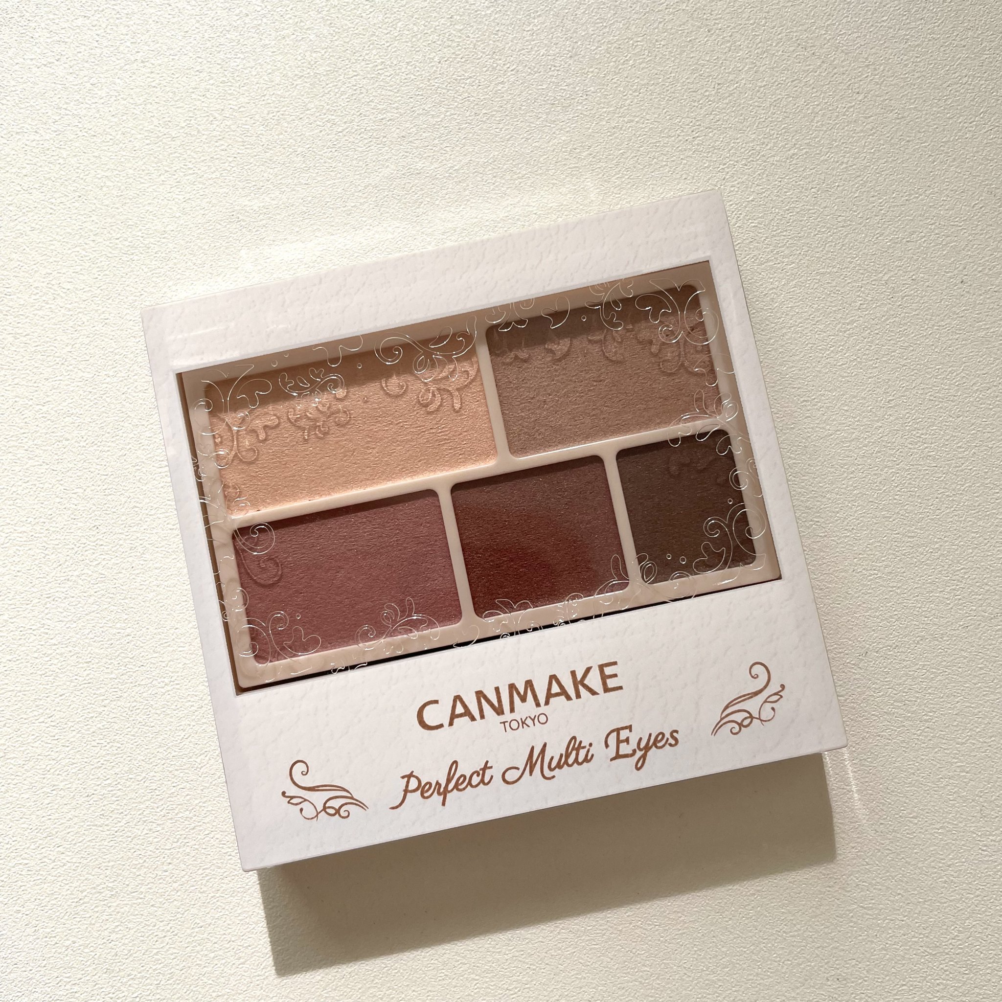 LEEパーティーギフト② CANMAKEのアイシャドウ＆リップスクラブ | LEE