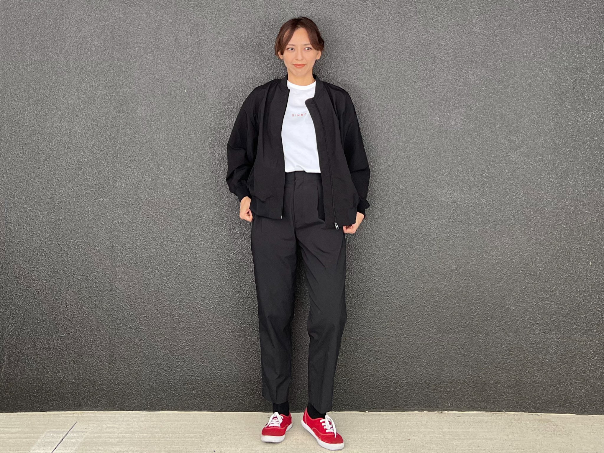 【40代コーデ】「無印良品」x「ユニクロ」x「SINME」でカジュアルな黒・ブラックコーデ 001icoco | LEE