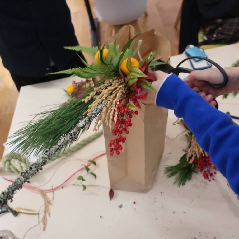 お正月準備③hashimoちゃんとしめ縄飾りワークショップへ♡ | LEE