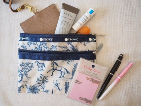 LEEマルシェのセール戦利品！「白のマウンテンパーカ」でトレンド春コーデ♡【100人隊がLEE4月号を深掘りします vol.6】2023 | LEE