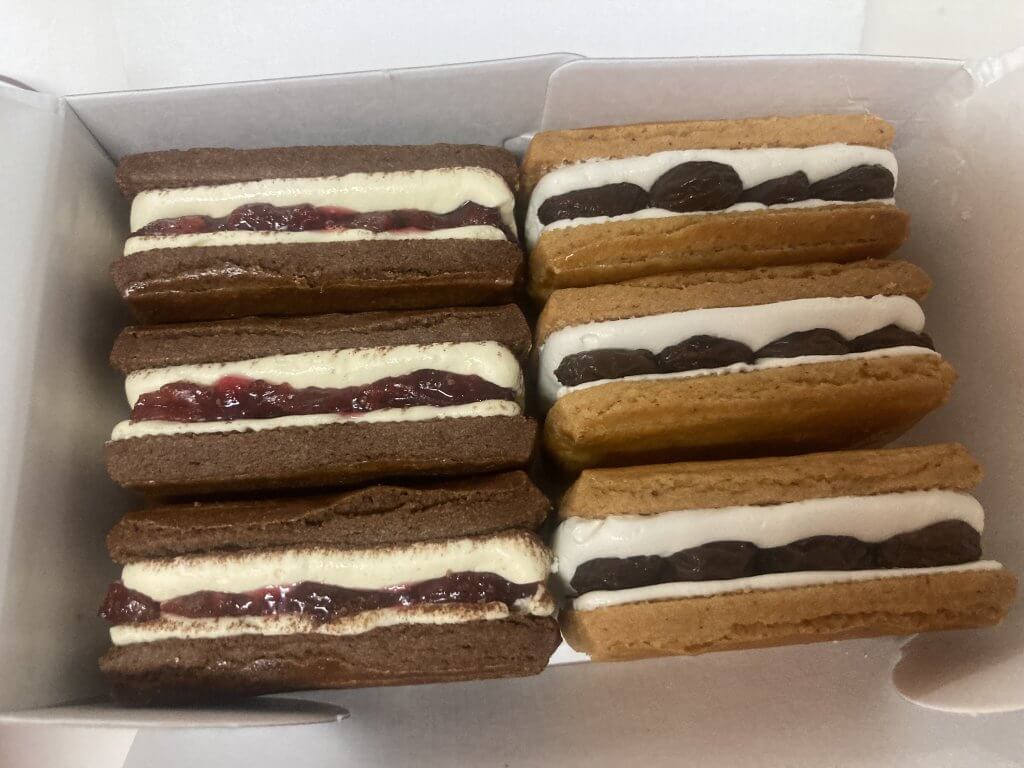 (NO) RAISIN SANDWICH☆ | LEE