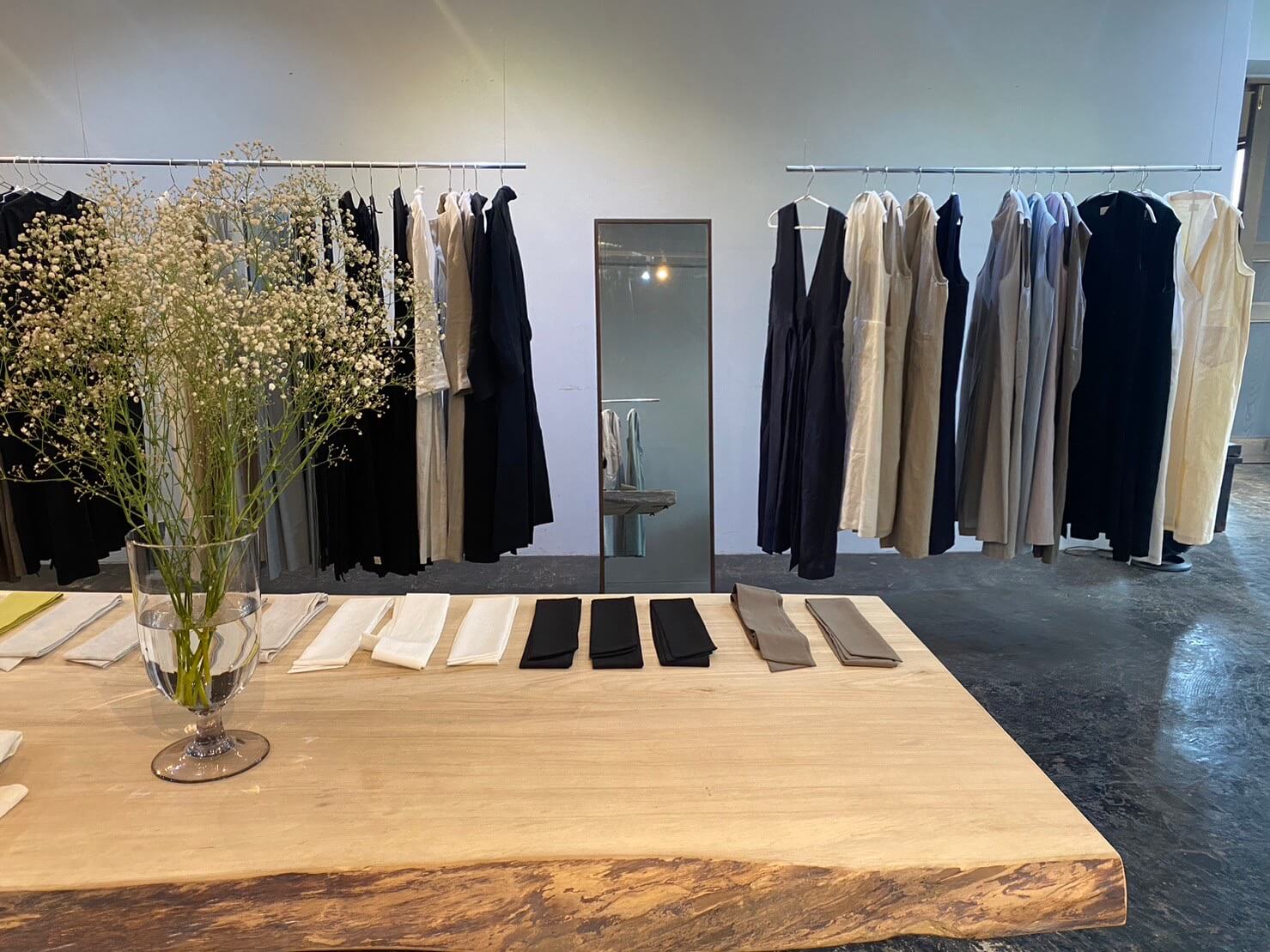 動きやすくエレガントなDoi（ドーイ）の大人エプロンと、身体に優しいヴィーガンランチ。【LEE DAYS club tanpopo】 | LEE