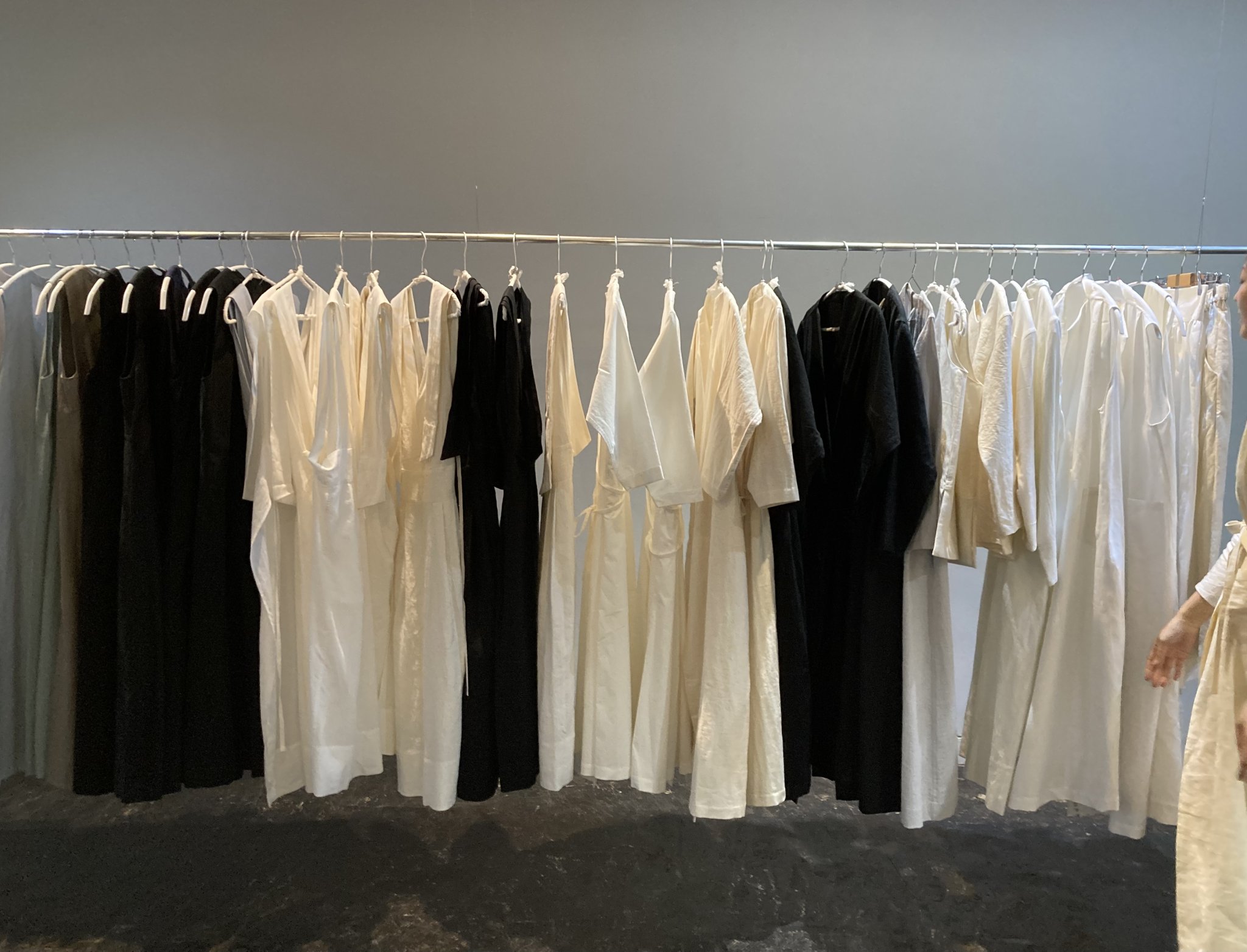 動きやすくエレガントなDoi（ドーイ）の大人エプロンと、身体に優しいヴィーガンランチ。【LEE DAYS club tanpopo】 | LEE