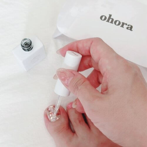 【大人のセルフネイル】キャンメイク、ohora…ジェルネイルシールからプチプラまで！初心者でも簡単にできるデザインも 2024年夏 | LEE