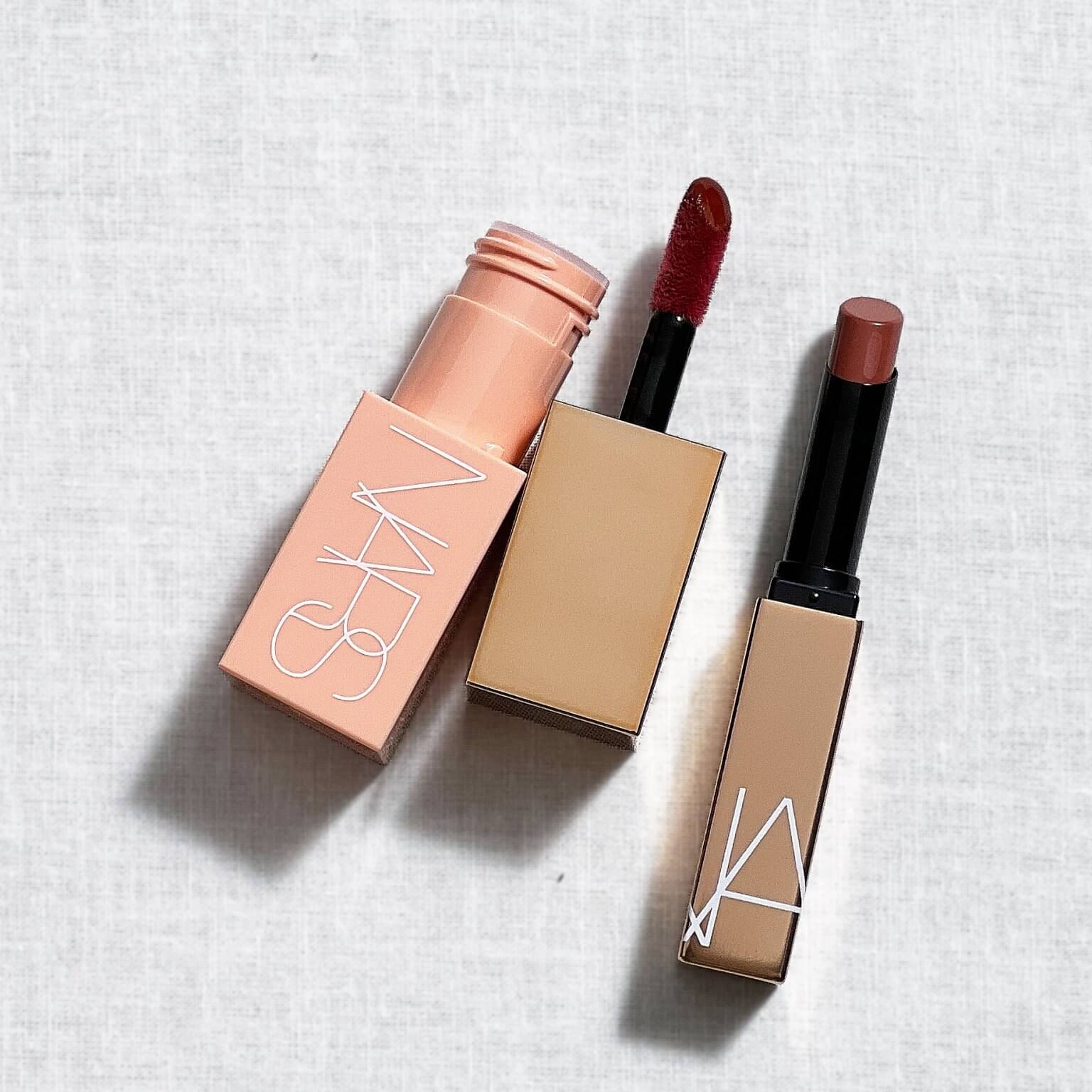 NARSから自然なつや＆血色感が叶うリキッドブラッシュと、輝きとうるおいが長時間続くリップが登場！ | LEE