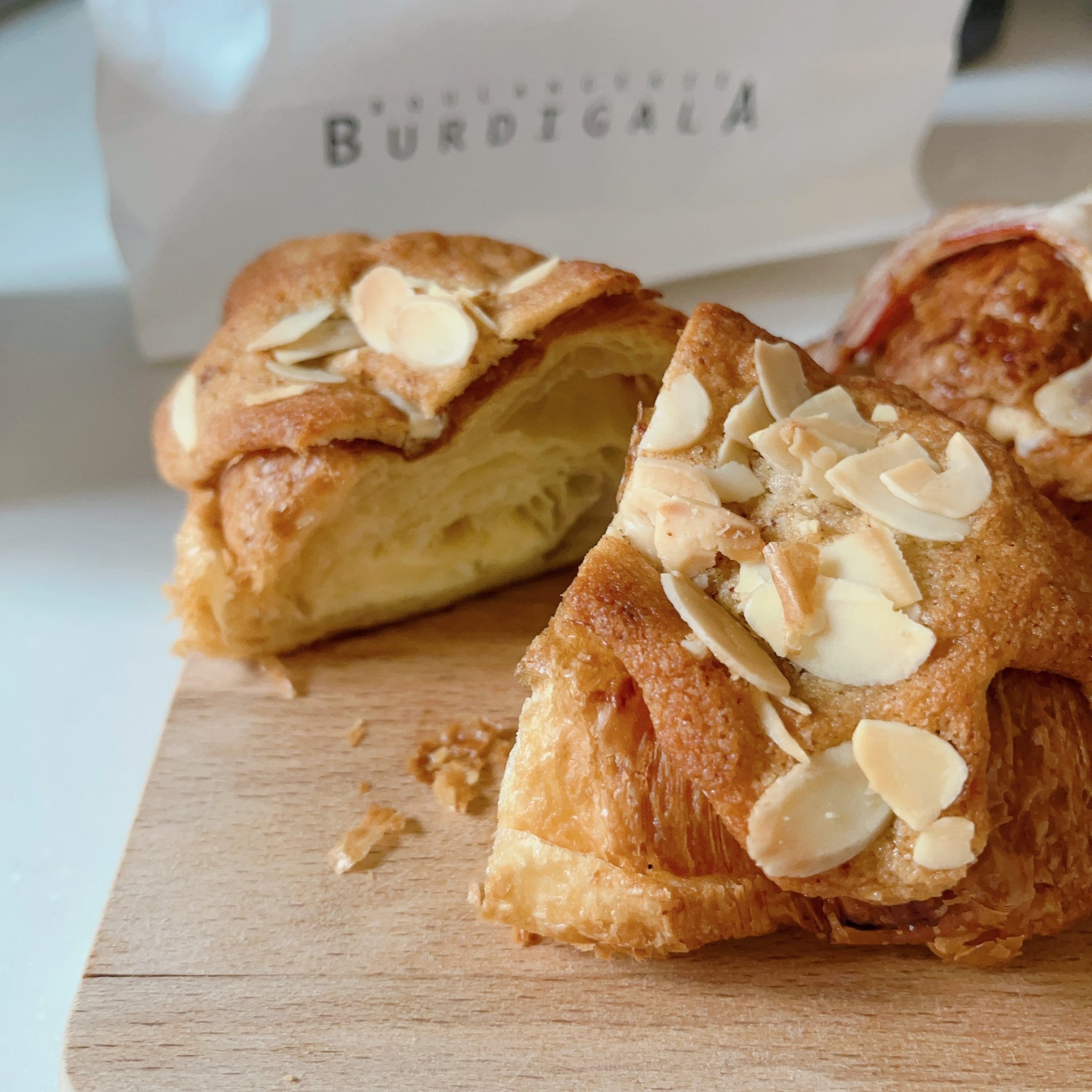 【BURDIGALA】美味しいクロワッサンが食べたい | LEE