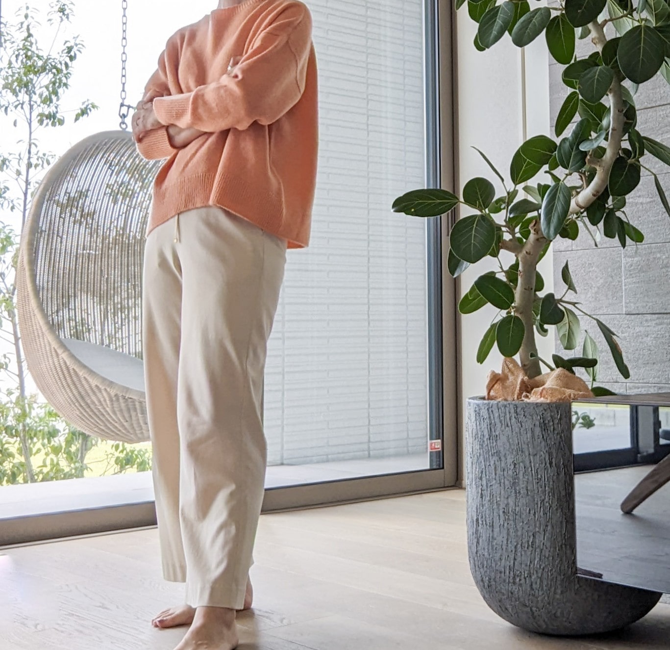 【12closet】着回し力抜群！きれい色ニットをお試し | LEE