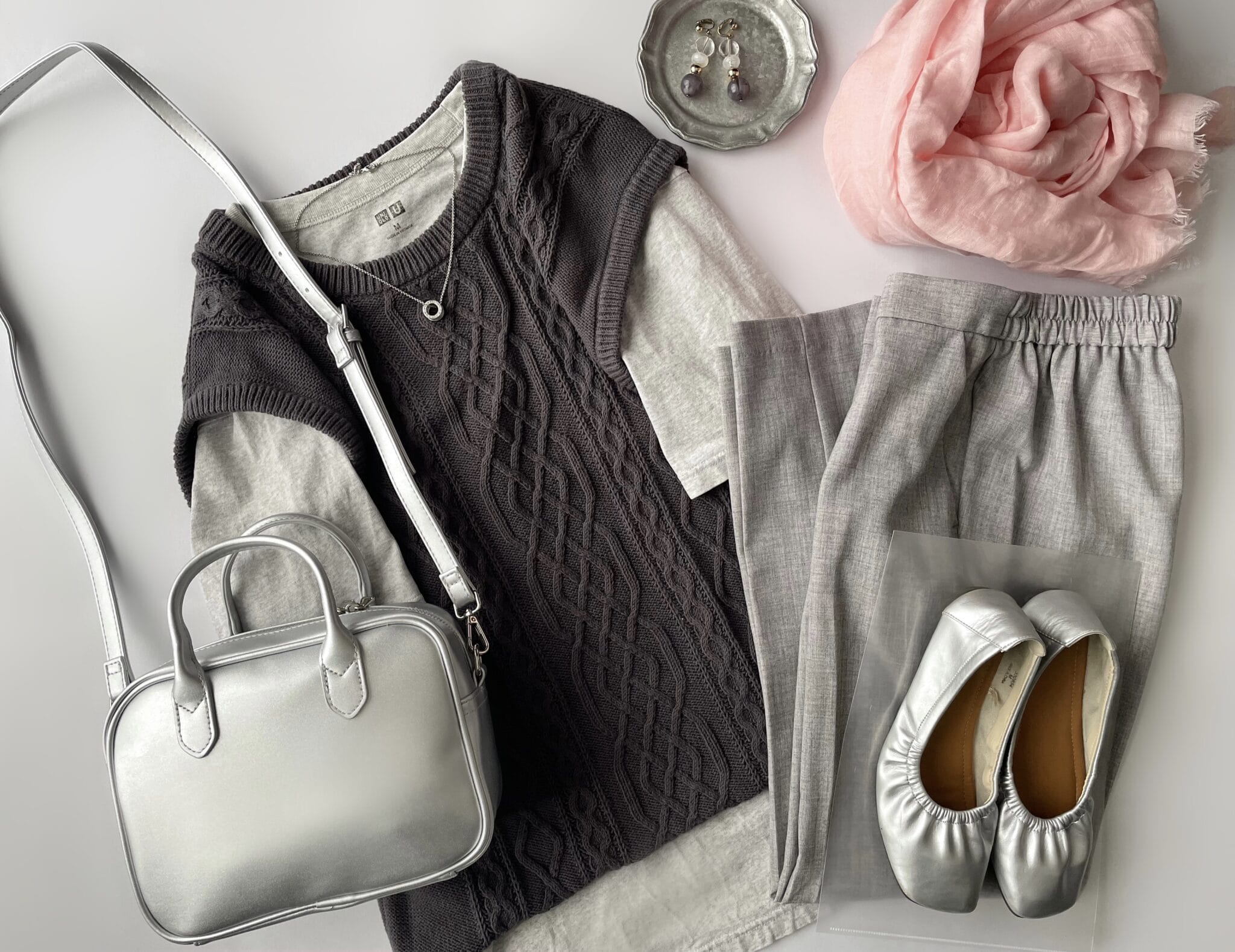 【5days】ユニクロ・GUのカーディガン・ベストが活躍する季節です！合唱コンクール観覧日など＃なに着てた | LEE