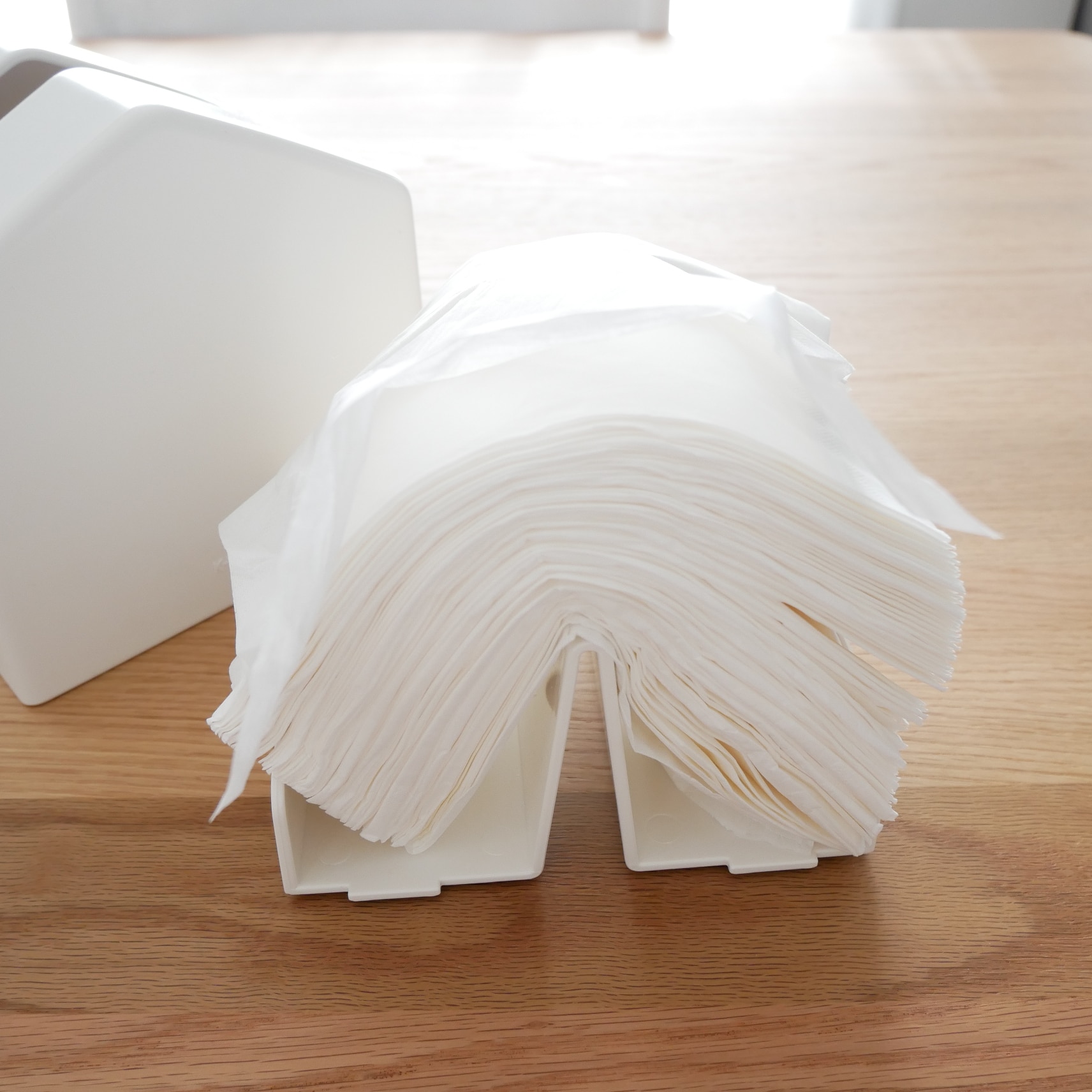 【KEYUCA】Moi コンパクトティッシュケース | LEE