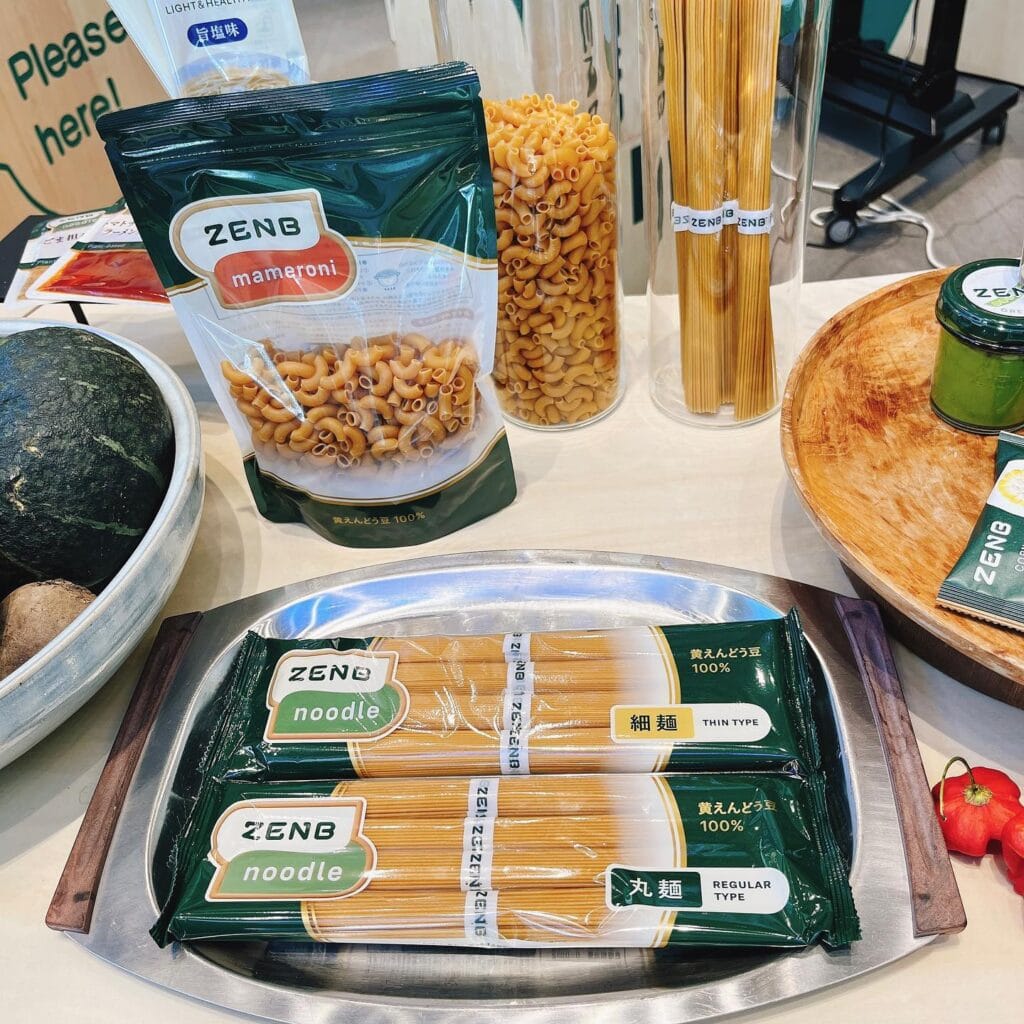 「ZENB」初のアンテナショップが代官⼭にオープン！全商品がずらりと陳列されていて大興奮👀 | LEE