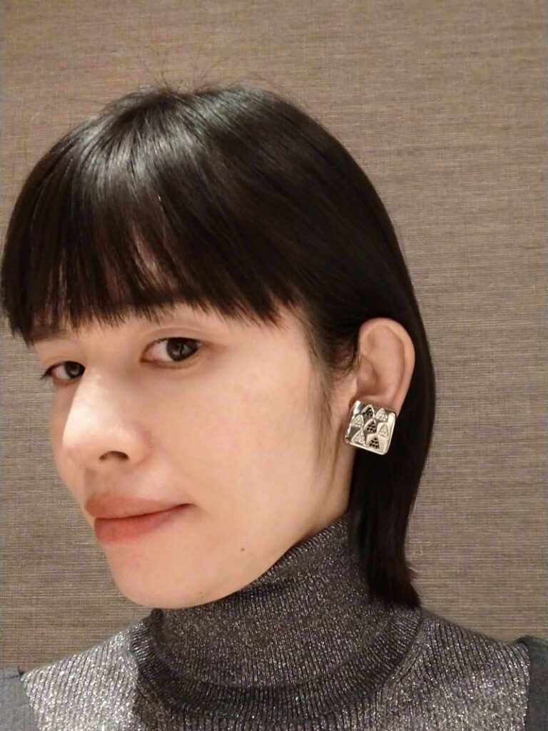 【IRIS47】トランプ柄イヤリングの購入と2年目のご挨拶 | LEE