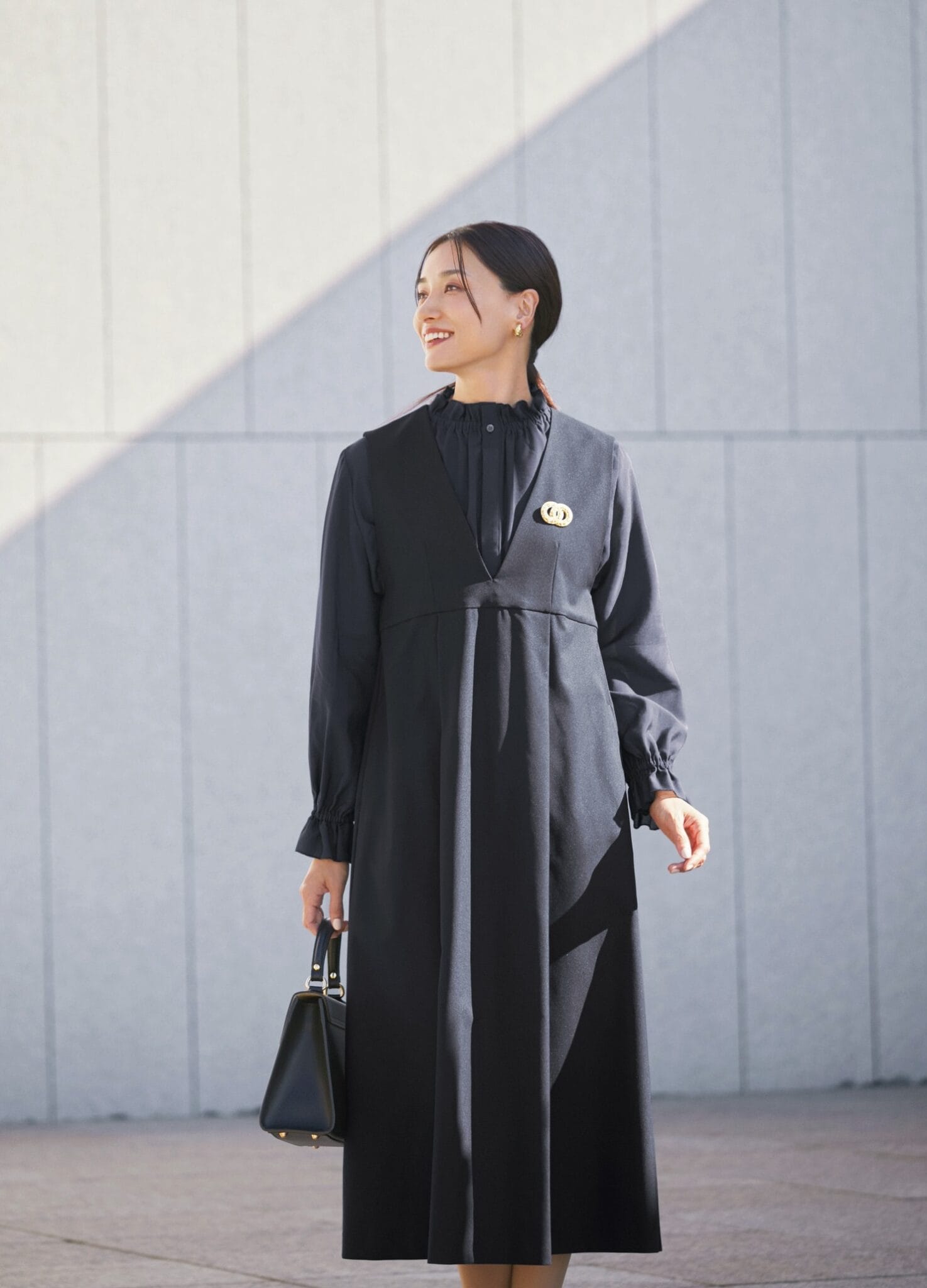 本日更新！出会いの季節にLEEオリジナル「12classeのオケージョン服」「レスポートサックのほの甘ネイビーバッグ」もお目見え | LEE