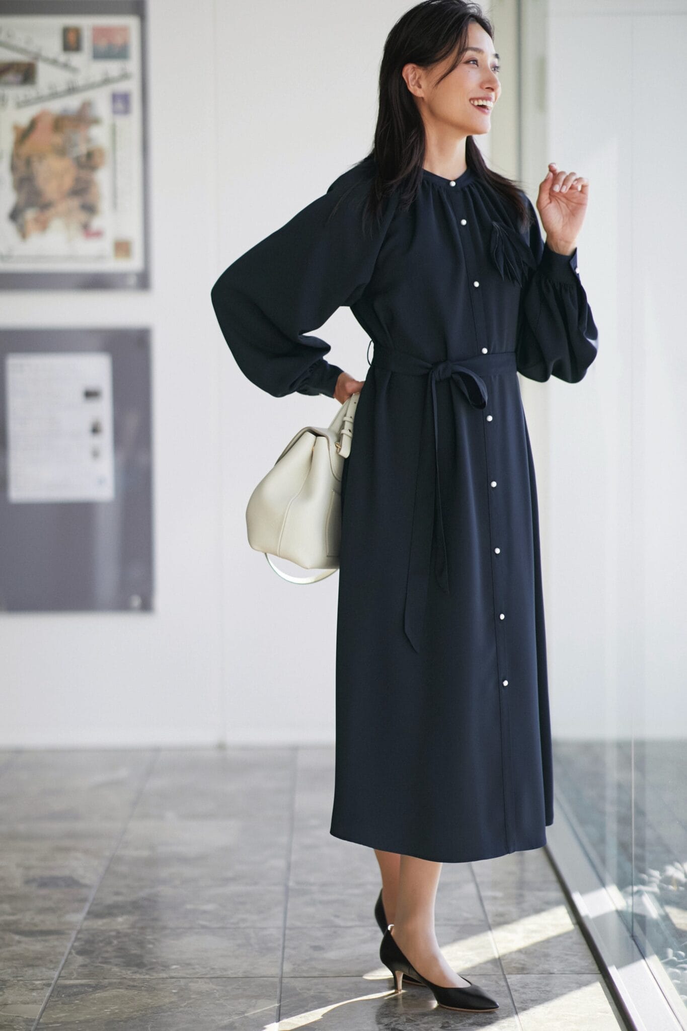 本日更新！出会いの季節にLEEオリジナル「12classeのオケージョン服」「レスポートサックのほの甘ネイビーバッグ」もお目見え | LEE