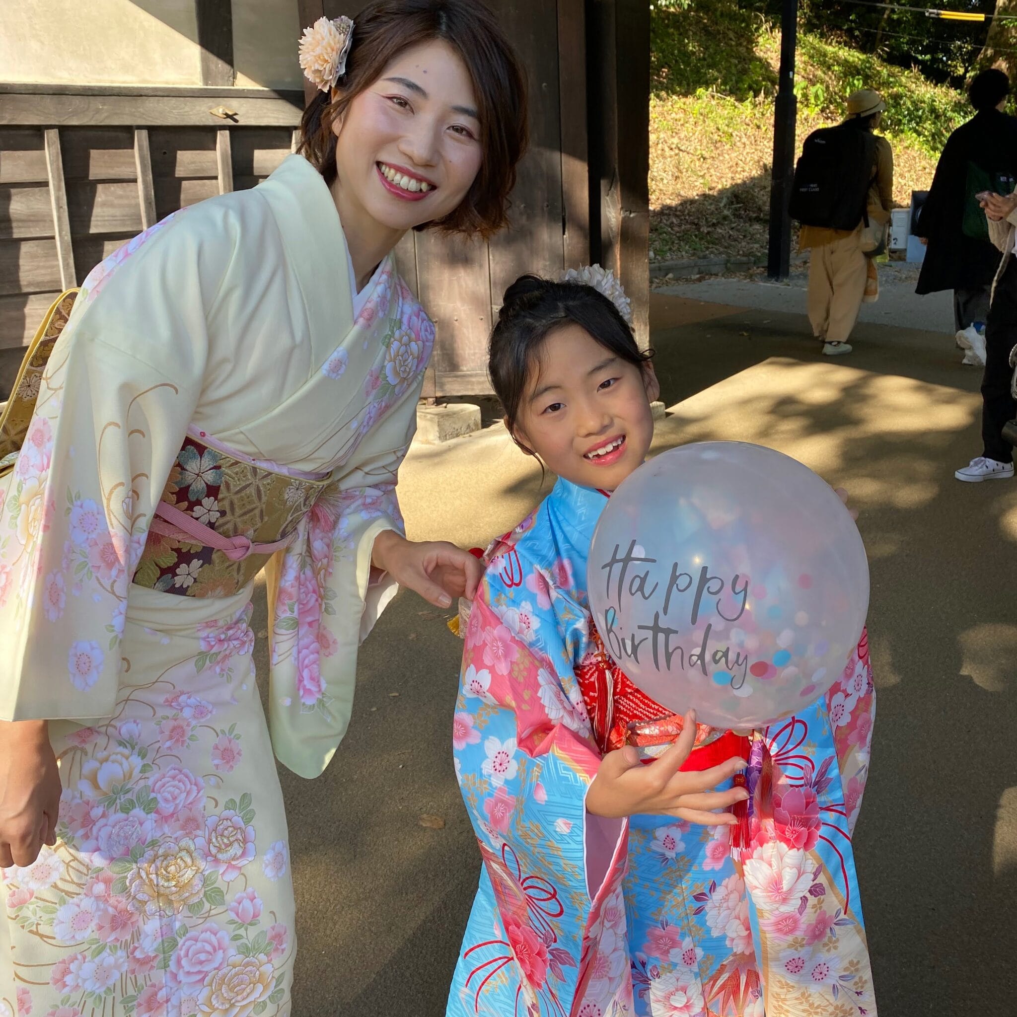 【OURHOME】ずっと使える「花束コサージュ」で男の子でも！親子リンク | LEE