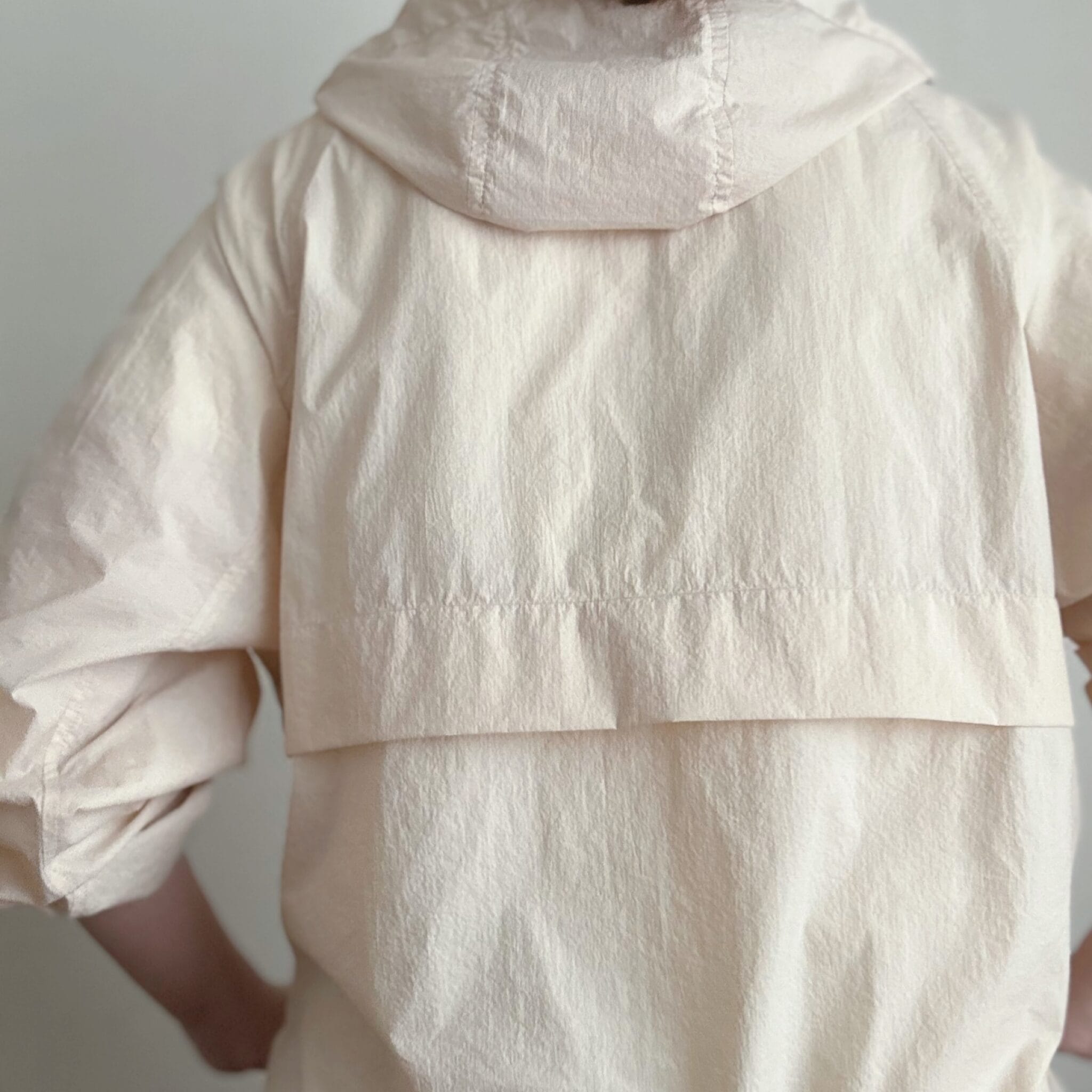 GUの「UVカットシアーブルゾン」を紫外線対策用に買いました！絶妙なくすみピンクが大人コーデにぴったり♪【おしゃれ上手のリアルなお買い物・2024】 | LEE