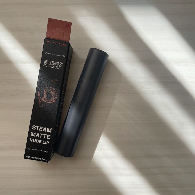 【30・40代LEE読者の愛用リップ5選】RMK、フジコ、KATE…最近買ったお気に入りをご紹介 | LEE