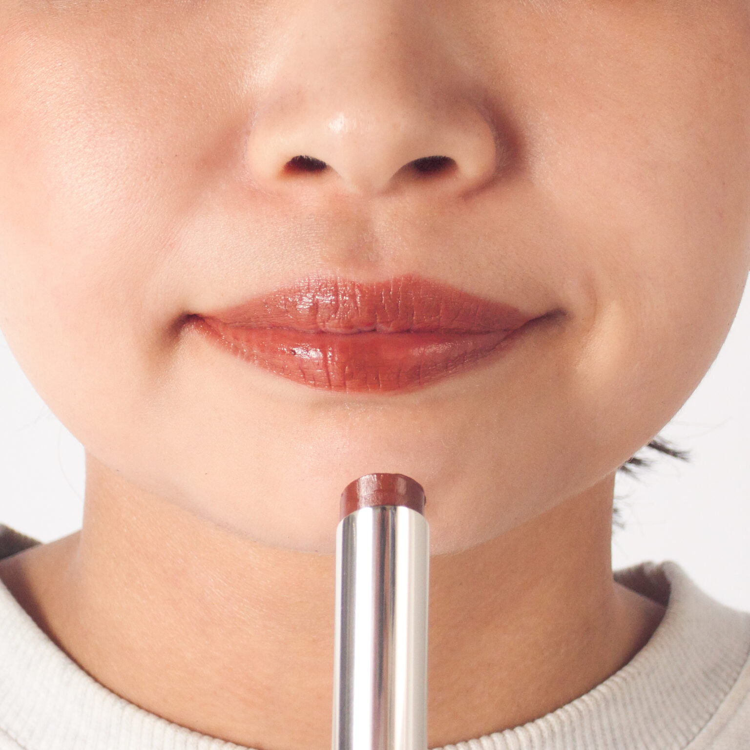 大人のリップ3選【RMK、ケイト、マキアージュ】人気ブランドの新作を30代・40代がお試し！ | LEE