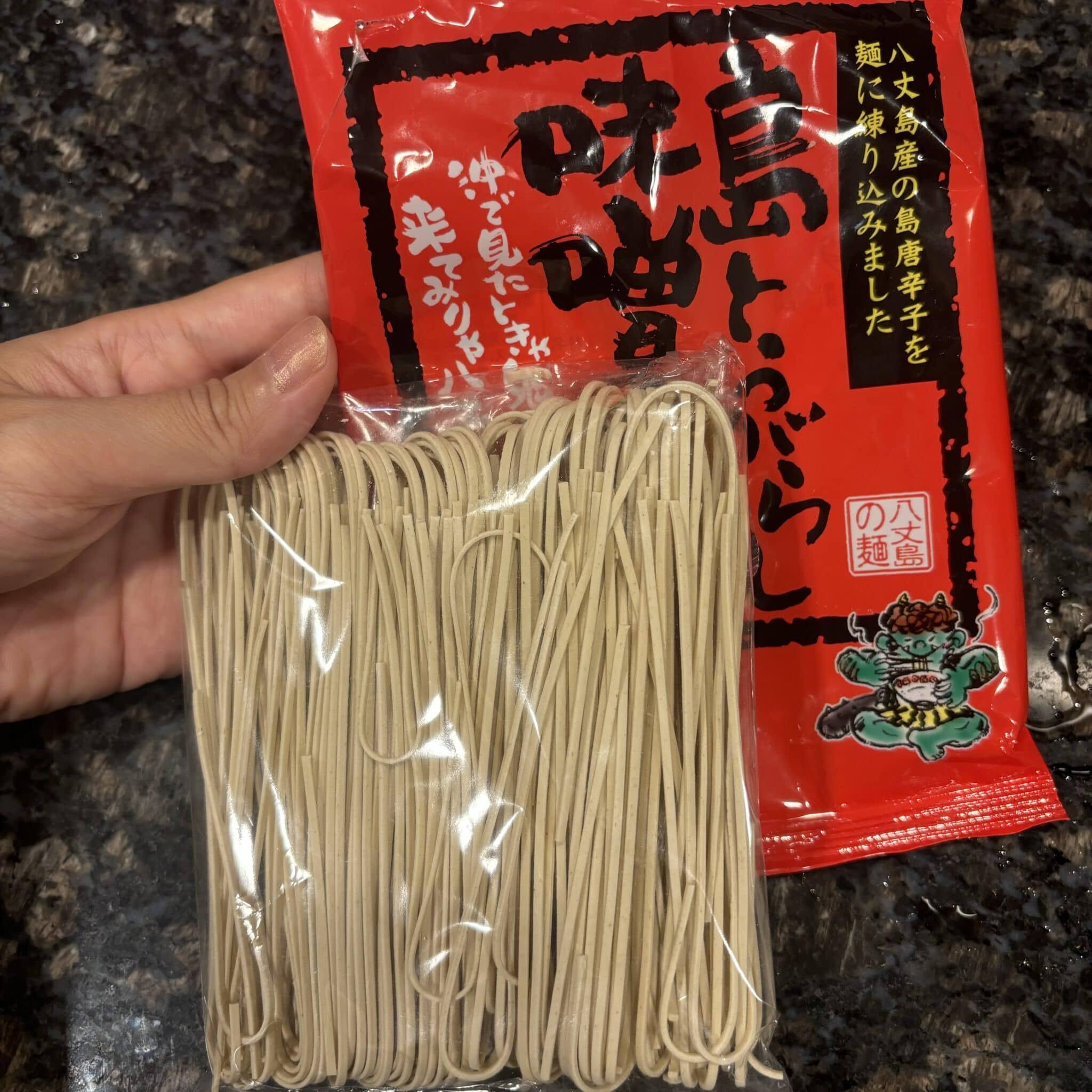 【東京都・八丈島】旅行記番外編：おみやげ、コーデ、持ち物など | LEE