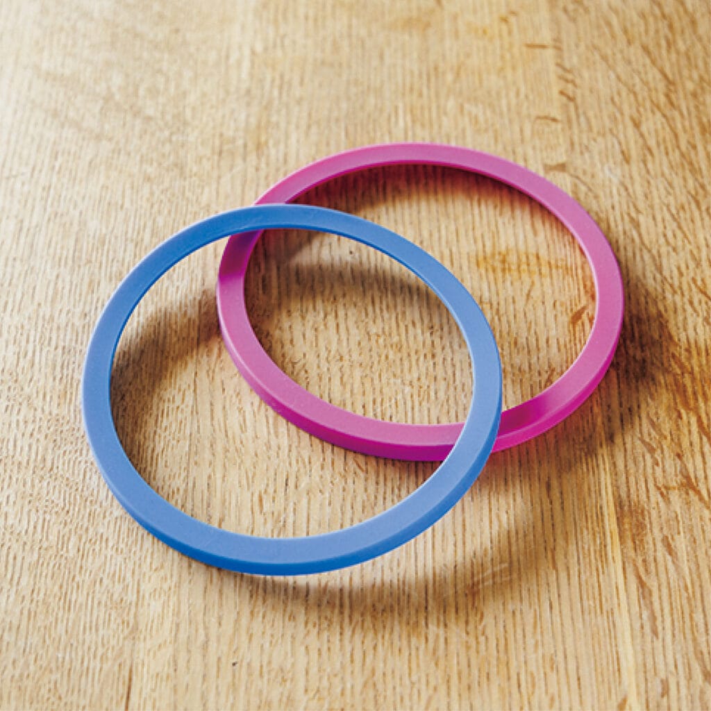 【料理家 ワタナベマキさん×家事問屋と考えた】キャンプやピクニックにも活躍する保存容器！ | LEE