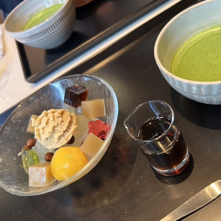 【TORAYA TOKYO】大切な人との贅沢なひとときにぴったりな虎屋菓寮・喫茶でくつろぎの時間。 | LEE