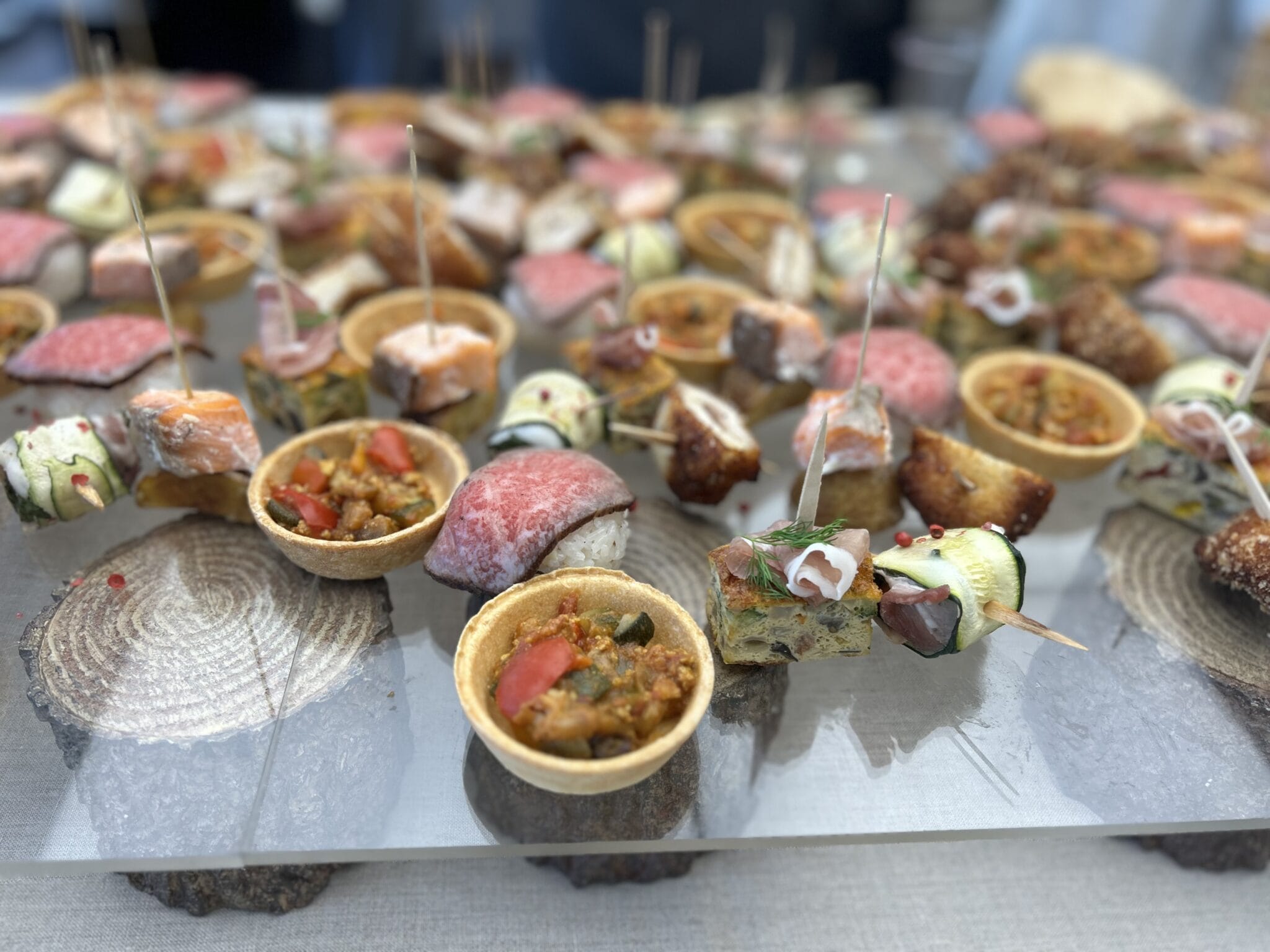 40代、大人に似合う「赤いタータンチェックR.D.Mトートバッグ」と欲しいものがたくさん！「LEEマルシェ」。【LEE DAYS club tanpopo】 | LEE