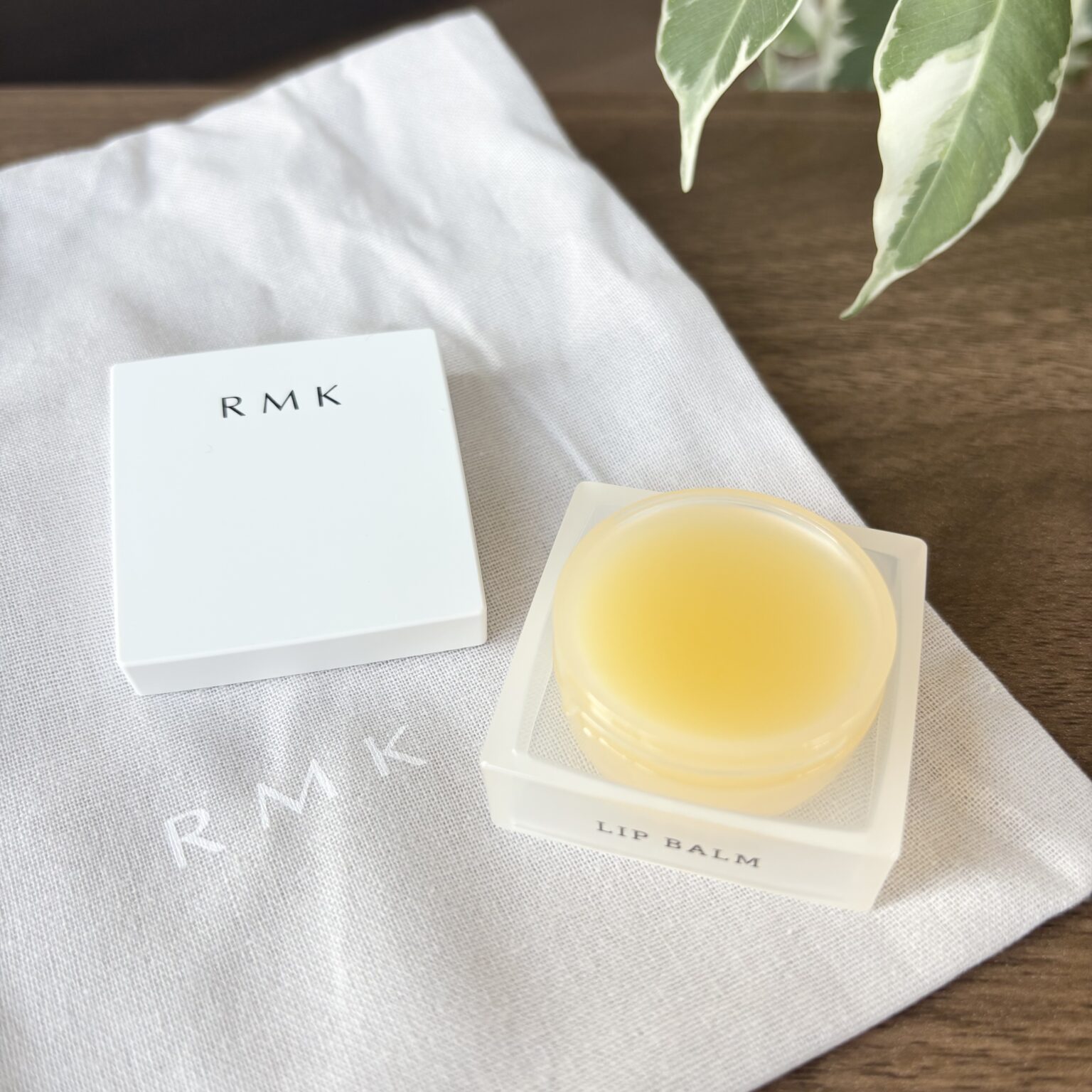 【RMK】レモンシトラスのリップバームで就寝前に乾燥対策中！ | LEE