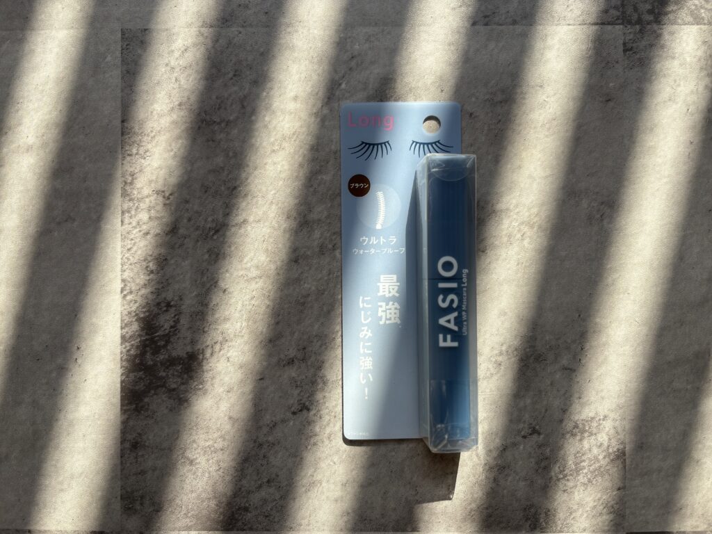 まつ毛メンテナンスとリピートしているFASIOのマスカラ | LEE