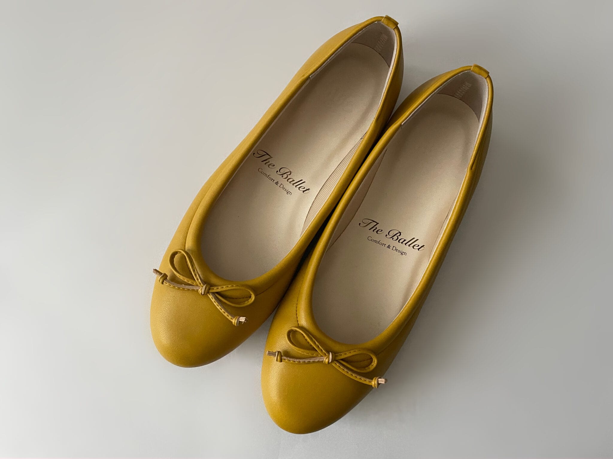 歩き疲れない多機能パンプス“COCOCee（ここちぃ）パンプス”で足元から春♡ABCマート限定！＆コーデ6パターン。 | LEE