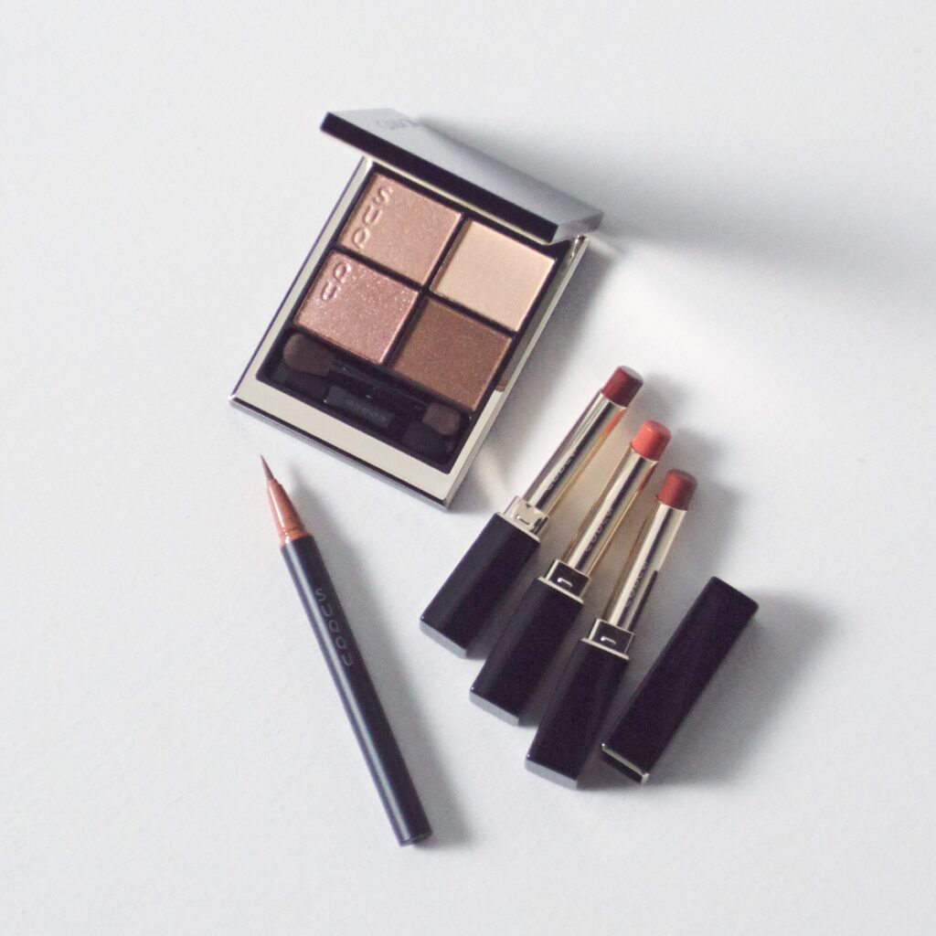 【2025年新作】SUQQU、ファンケル、メナードの春コレクションを30代・40代がお試し！ | LEE