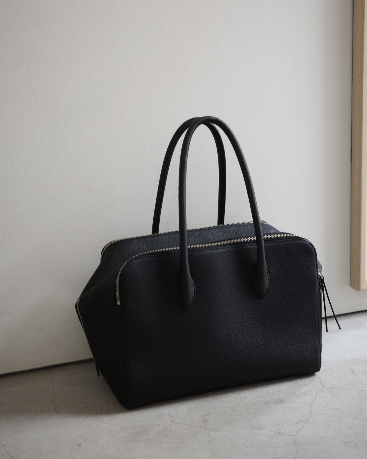 VASIC「Cargo Mini」｜仕事の相棒バッグ | LEE