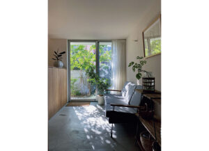 72㎡／6DK／戸建て「家族がそれぞれ好きな場所で好きに過ごせる家」【立体的に続く小さい間取り】 | LEE