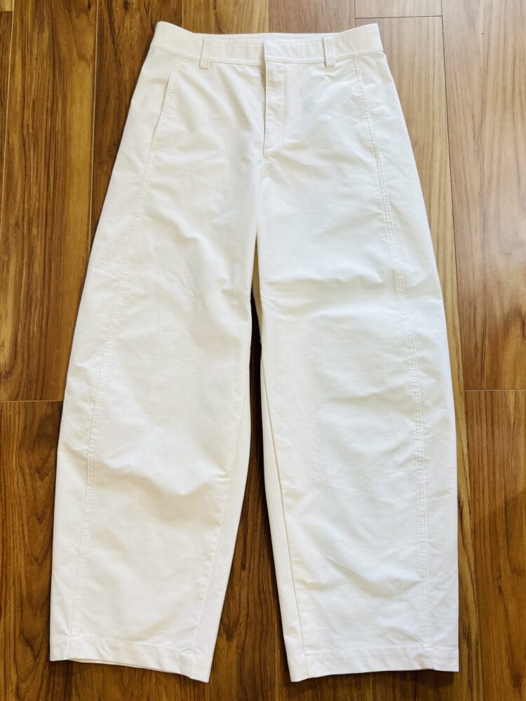 【LEE6月号レビュー】30代のUNIQLO！バレルレッグパンツで真似っこコーデ！ | LEE