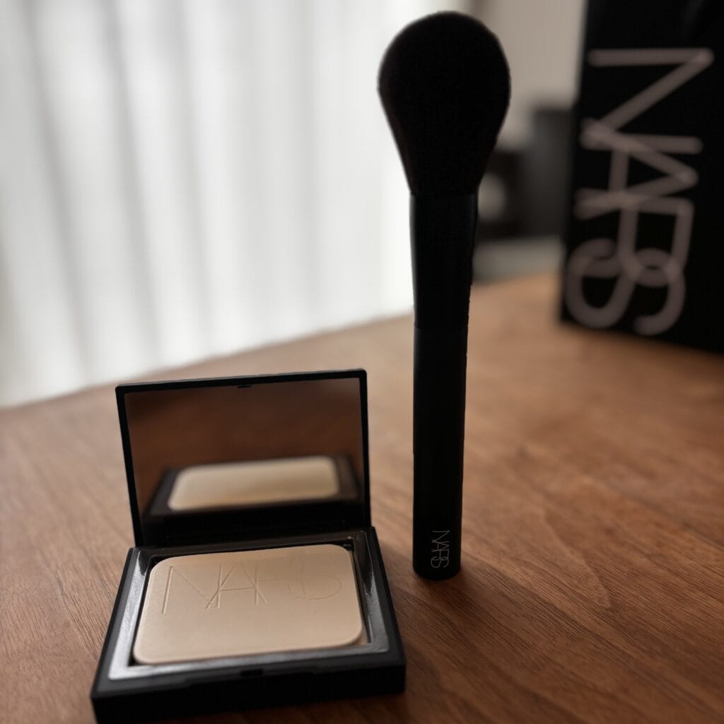 【NARS】ライトリフレクティングセッティングパウダーとブラシを購入しました | LEE