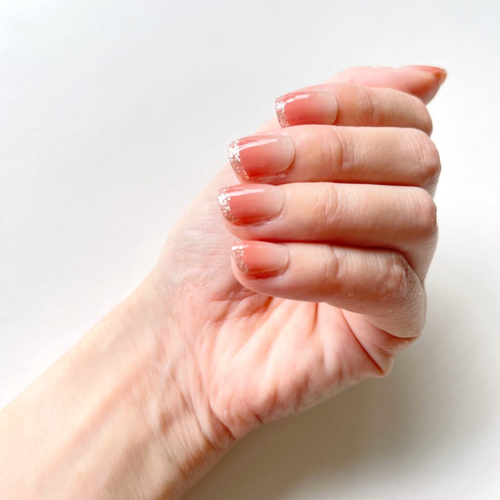 【ohora】40代ママが選んだ夏ネイル5選 | LEE