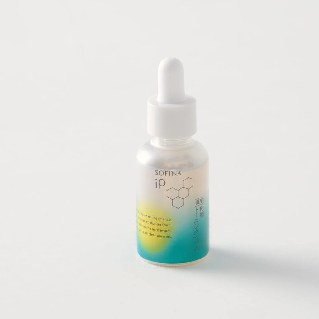 シミ、肌あれ、黄ぐすみにアプローチ！【SOFINA iP】「[薬用]角層トーニングセラム」でうるおって透明感のある明るい肌へ | LEE