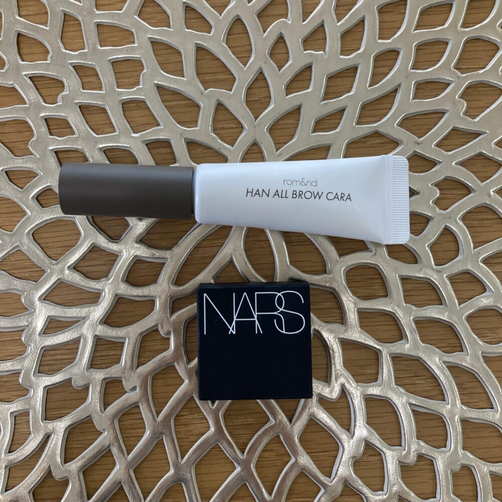 【40代コスメ②】rom&nd,NARS｜垢抜け眉と透明感肌をつくる愛用アイテム | LEE