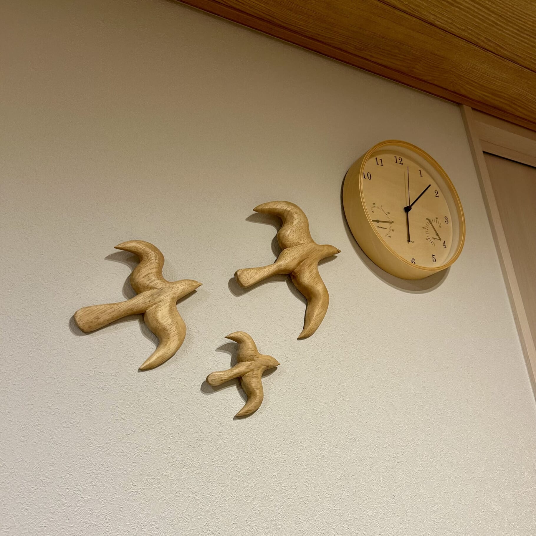 【Re:CENO】物足りない壁面に、木製のウォールデコ | LEE